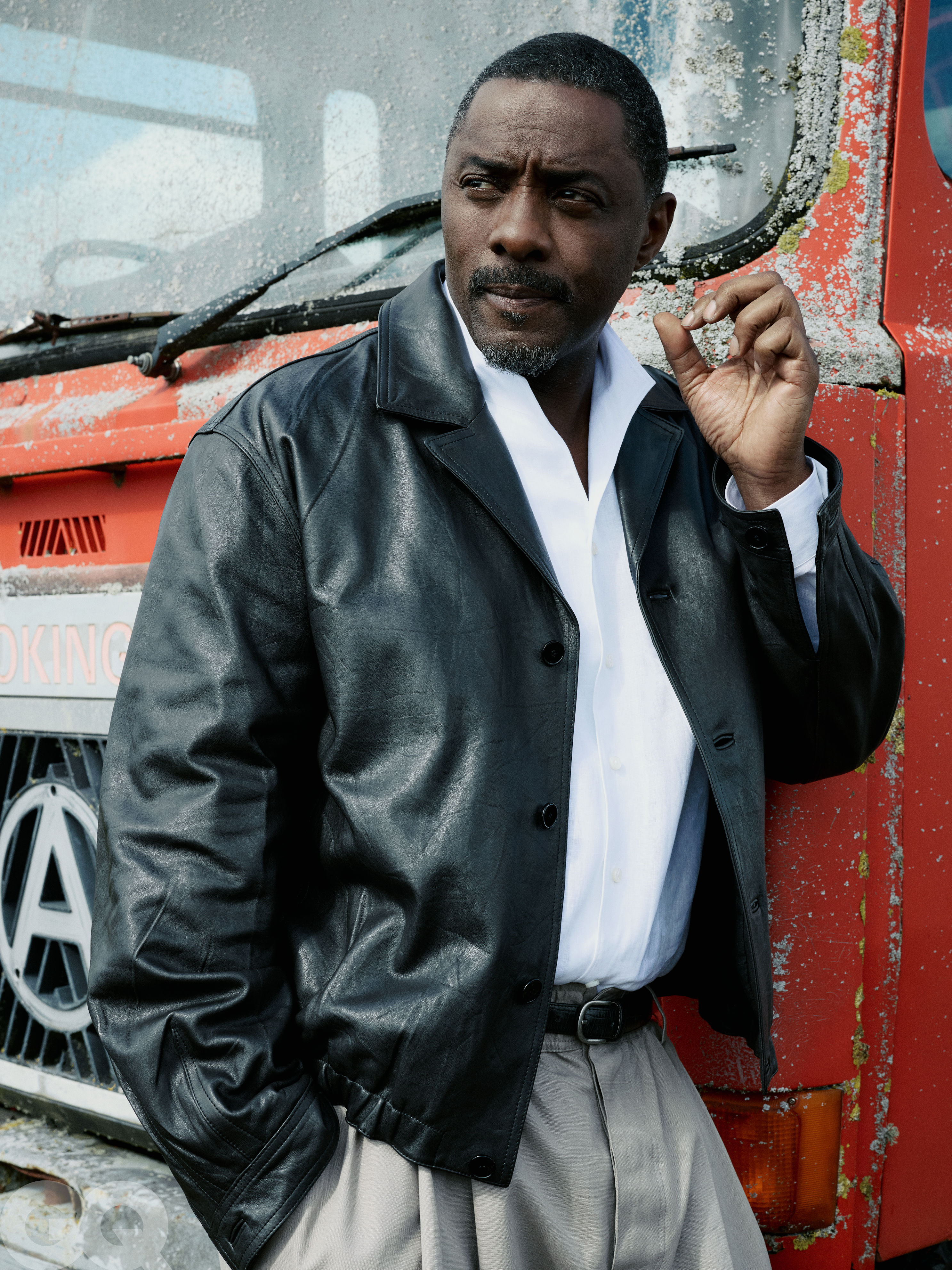 Idris Elba never imagined a 'realistic' world where a black actor could ...