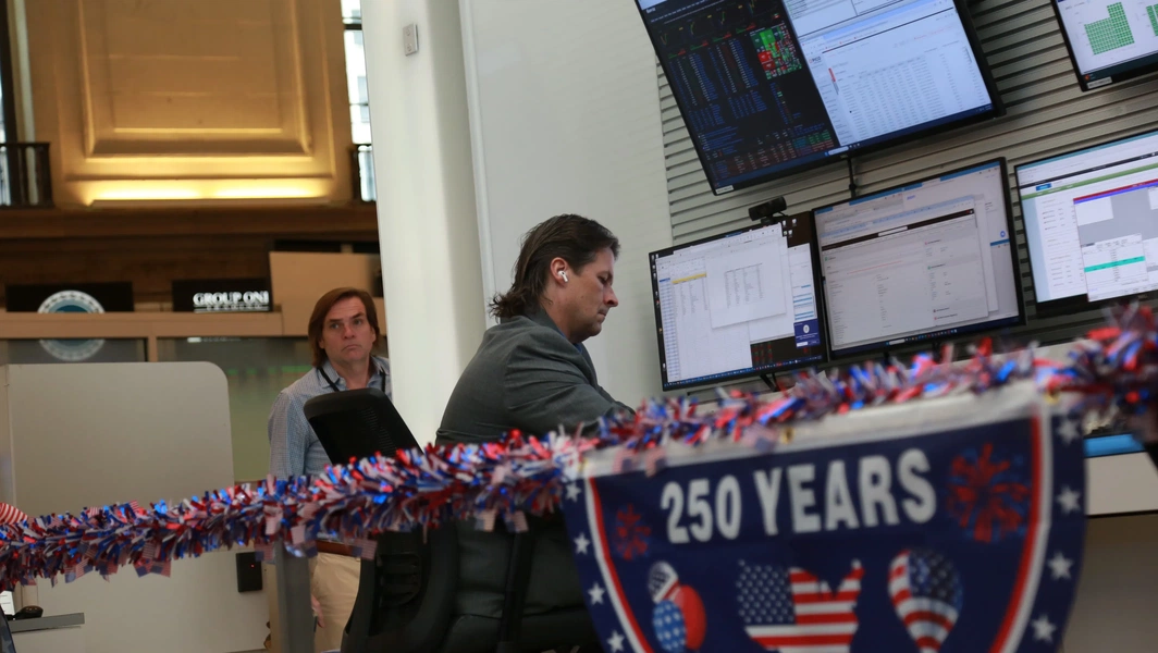 S&P 500 rally meets rare bullish signal despite market rotation
