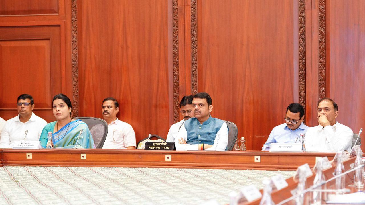 CM directs officials to redevelop Dharavi on Singapore, Hong Kong ...