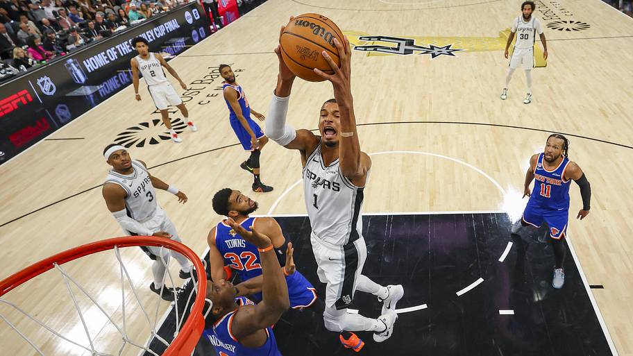 The president is here? Preview, how to watch Spurs vs. Knicks NBA ...