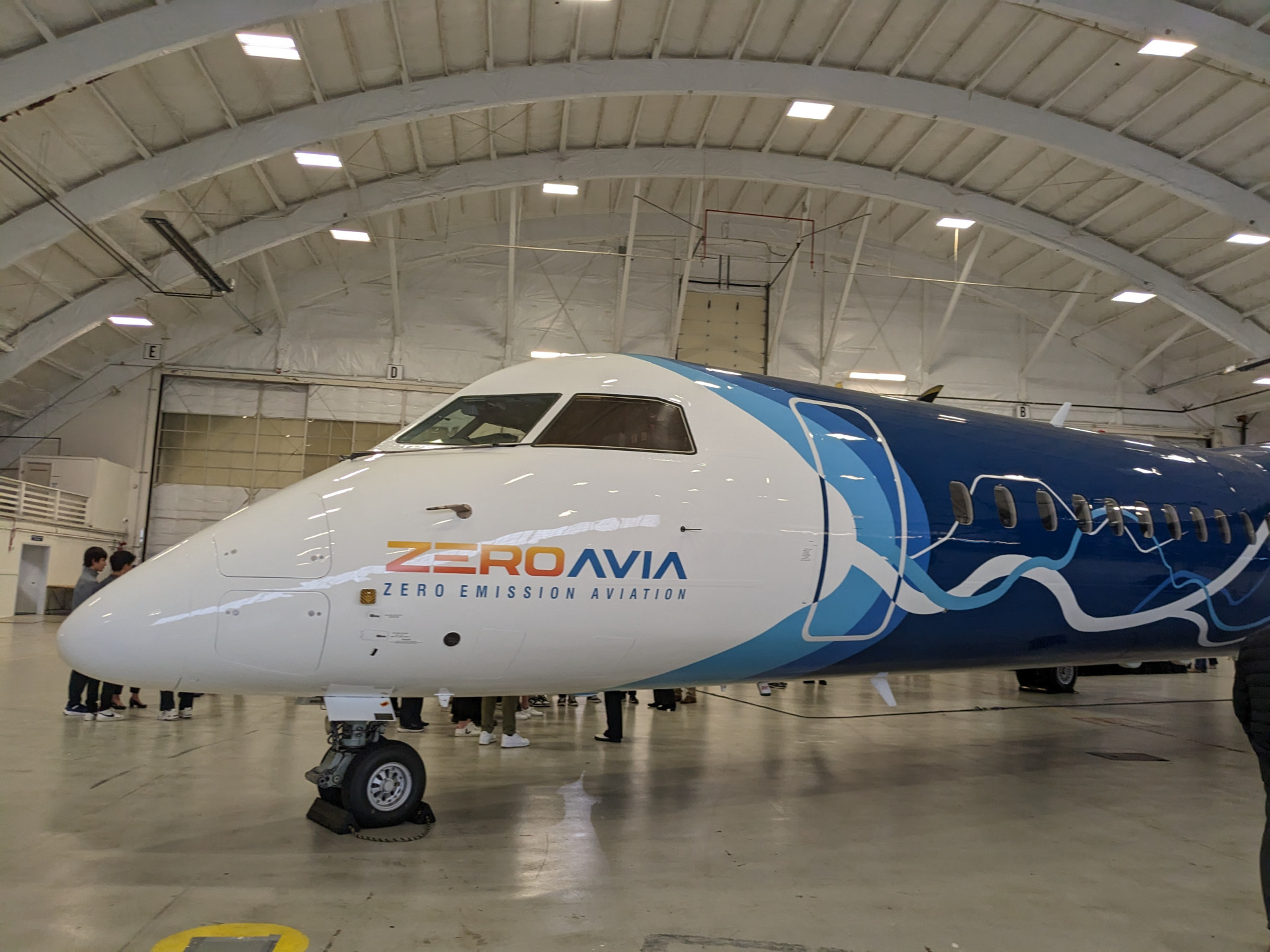 Hydrogen aviation startup ZeroAvia retreats from Seattle area as it ...