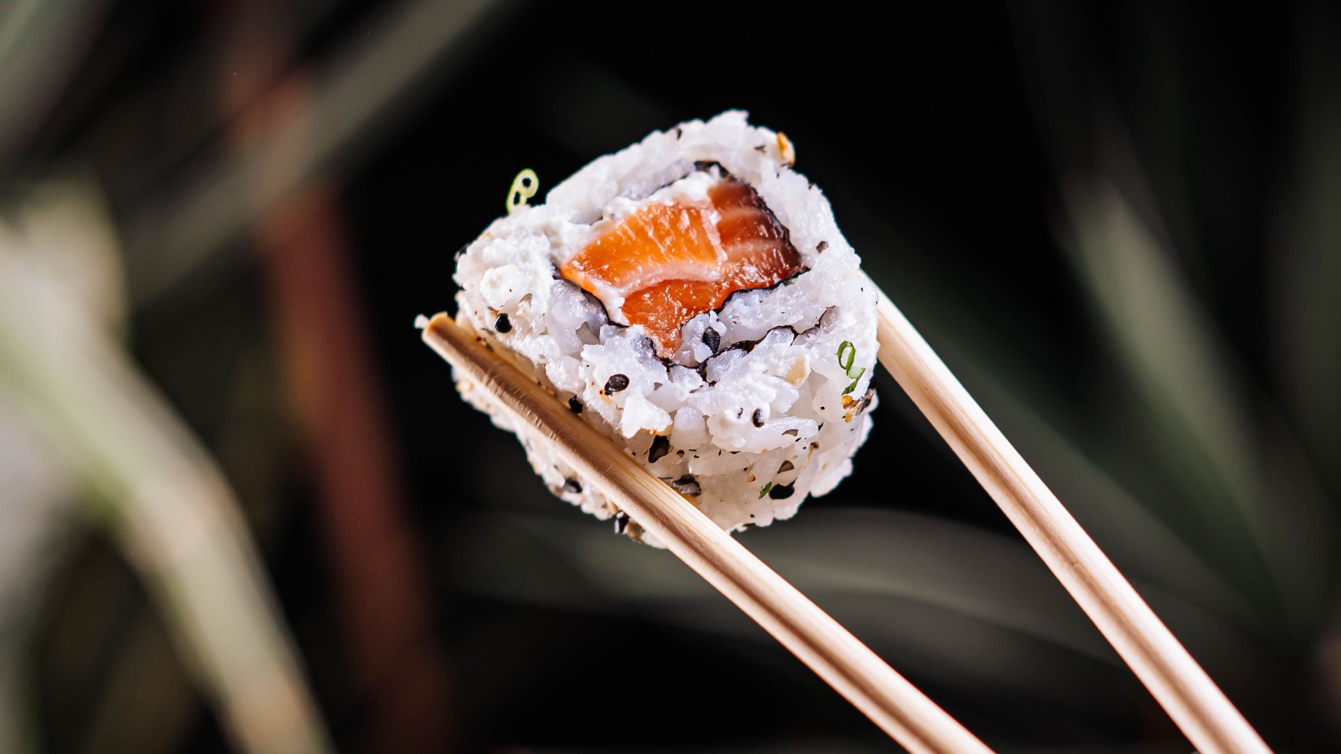 Chopstick experts only: 10 foods that test your chopstick skills & 10 ...