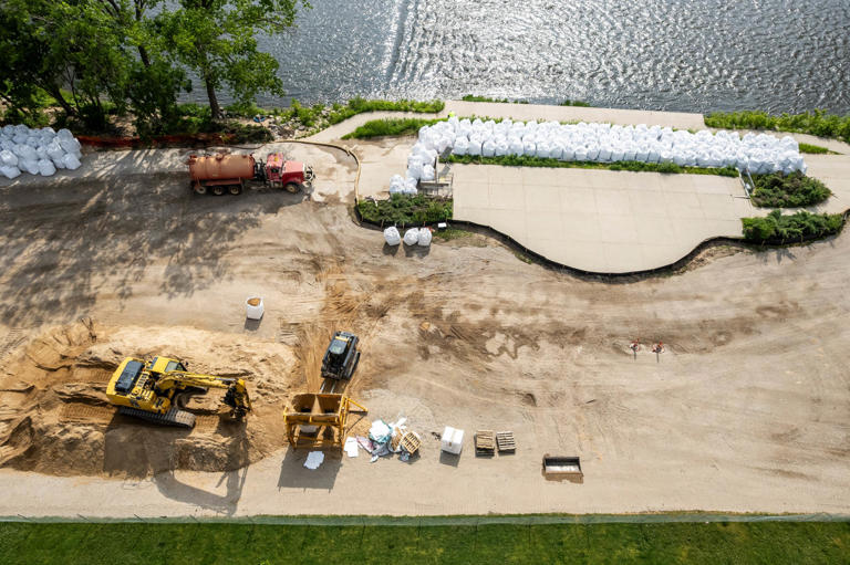 Grand Rapids’ Ah-Nab-Awen Park closes for river restoration staging