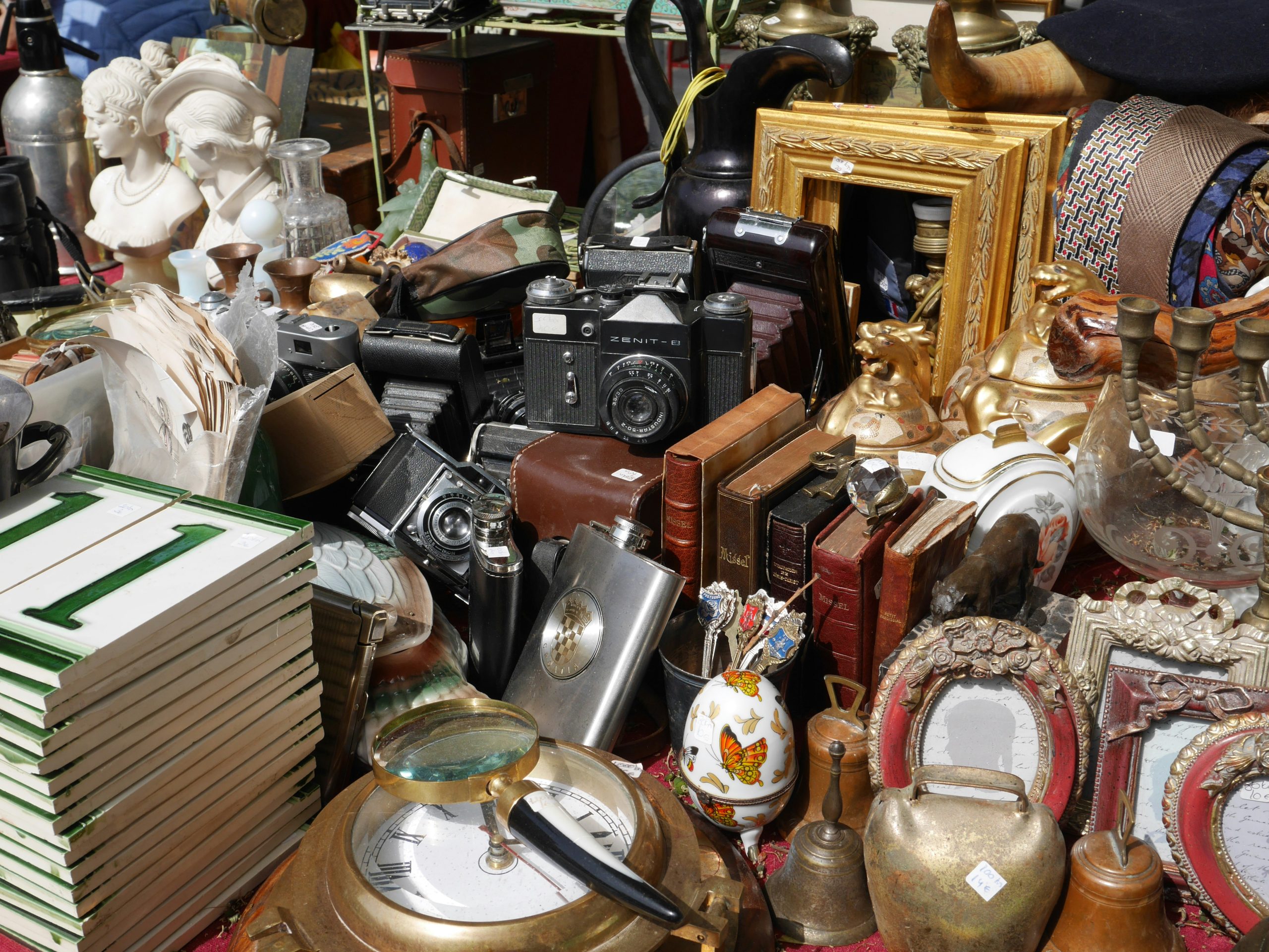 17 flea market finds professional flippers always grab first
