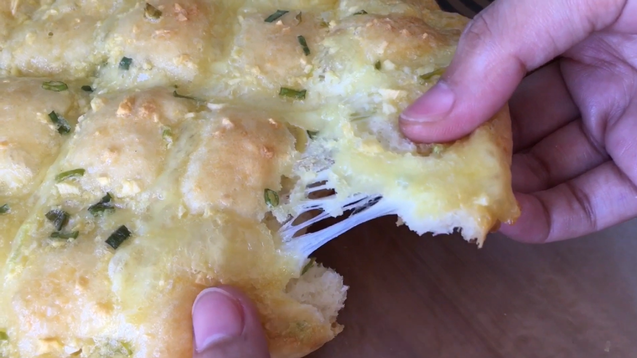 Garlic cheese bread recipe made easy