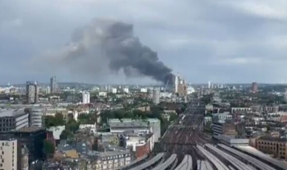 London trains: London Bridge fire sparks Southeastern, Victoria station ...