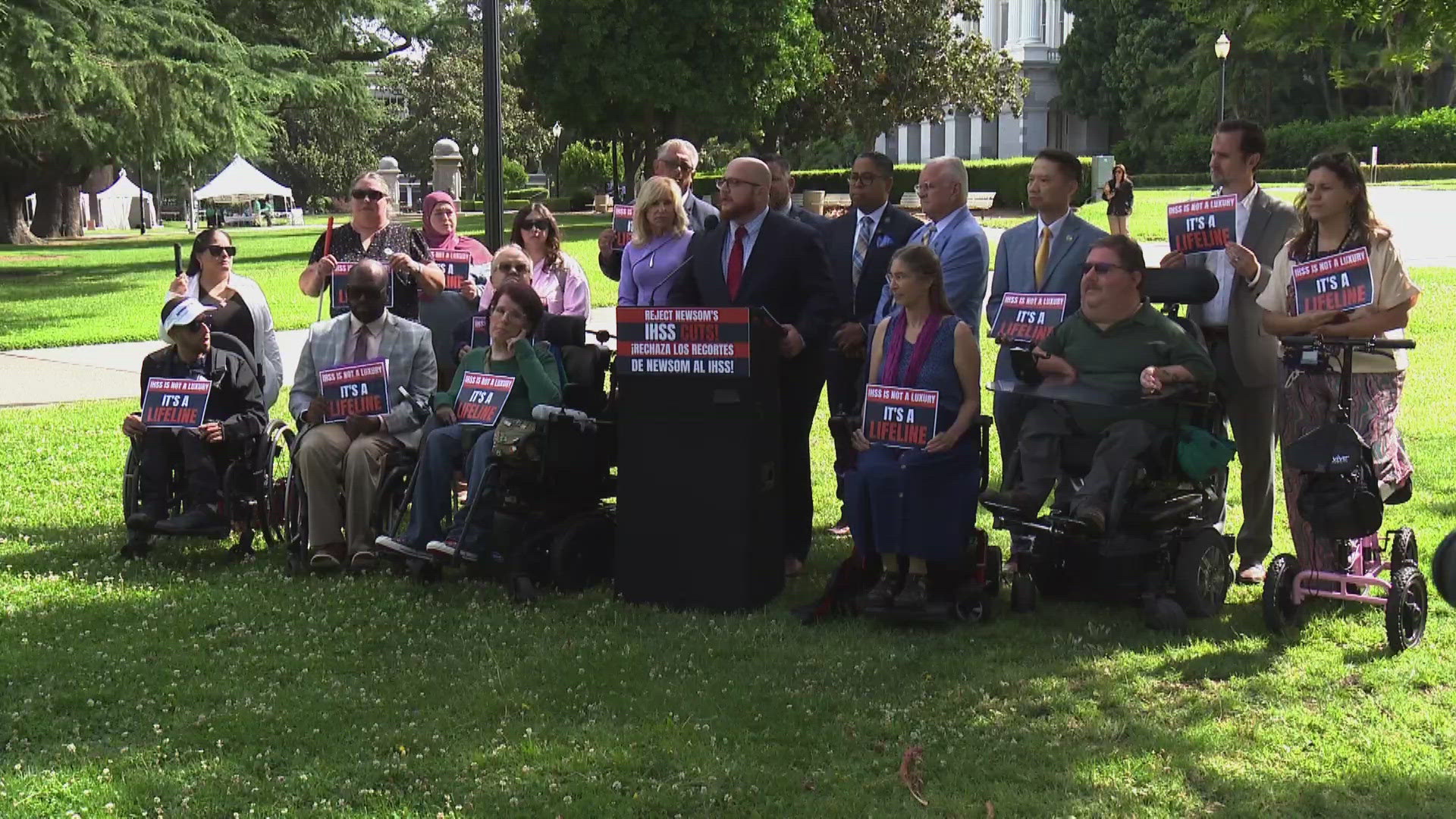 Advocates rally at California Capitol against proposed Medi-Cal cuts ...