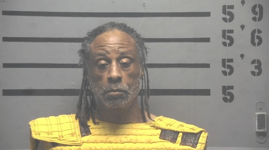 Man arrested at Madisonville splash pad