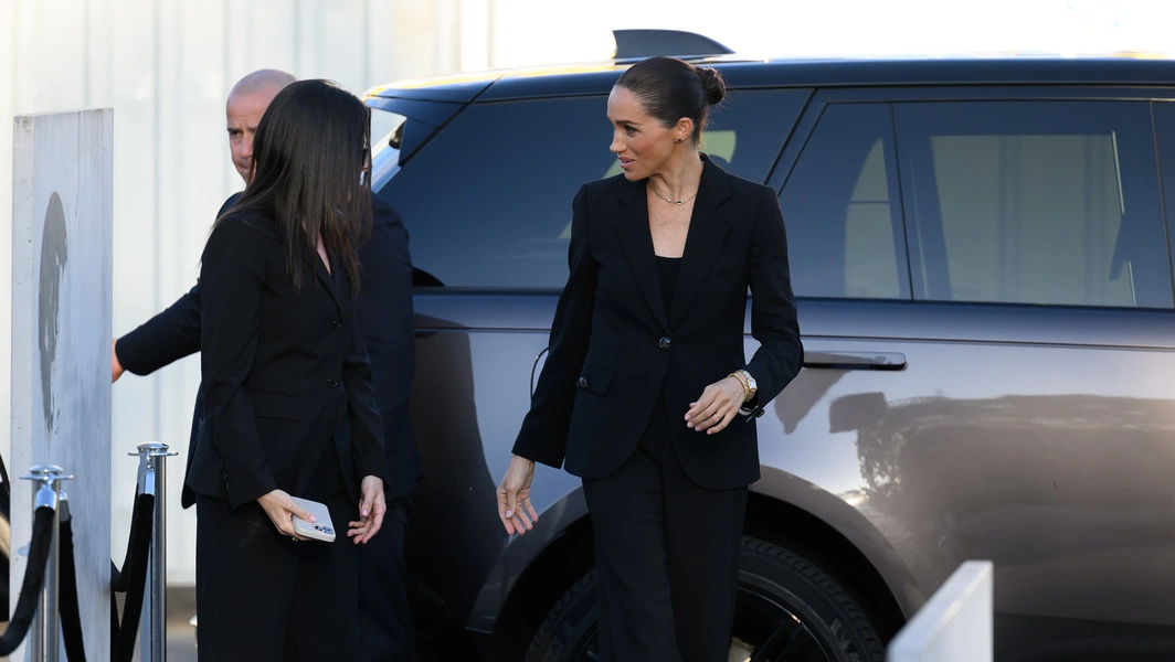 Harry and Meghan split over posting children online