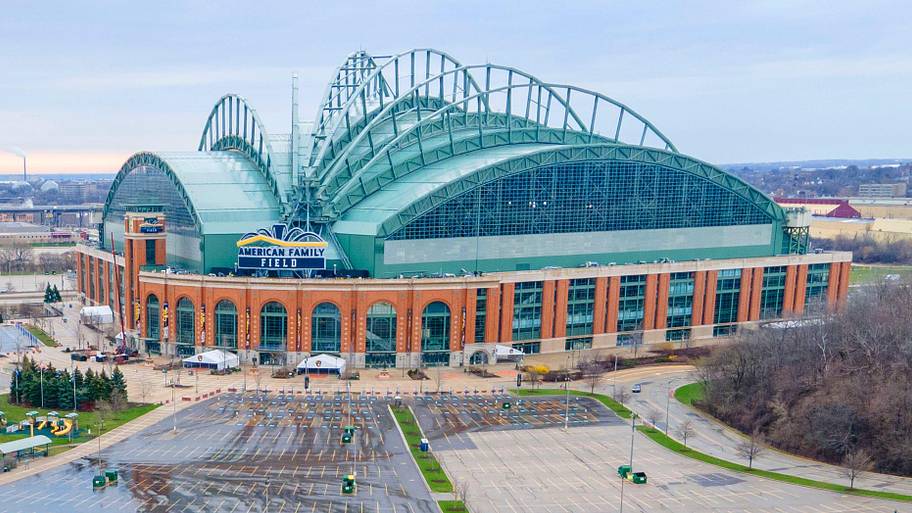 Brewers announce American Family Field is expanding with new Truss Club