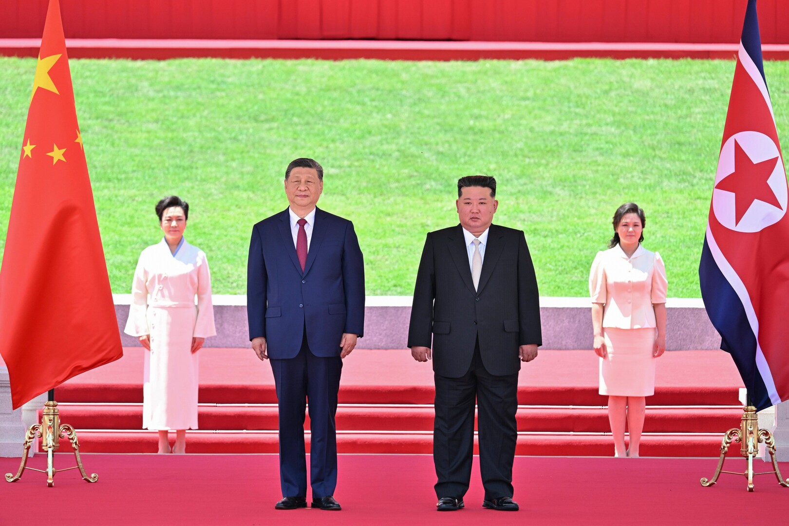 China’s Xi Jinping and North Korea’s Kim Jong Un meet in Pyongyang