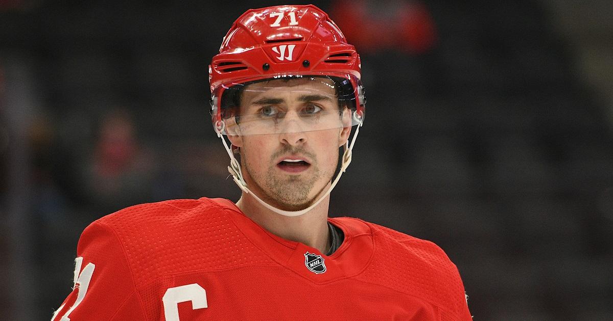 Dylan Larkin gives Steve Yzerman a list of just 3 teams for a trade