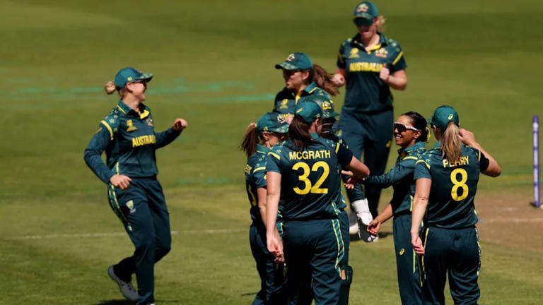 Women's T20 World Cup: Vintage Perry guides Australia to warm-up win ...