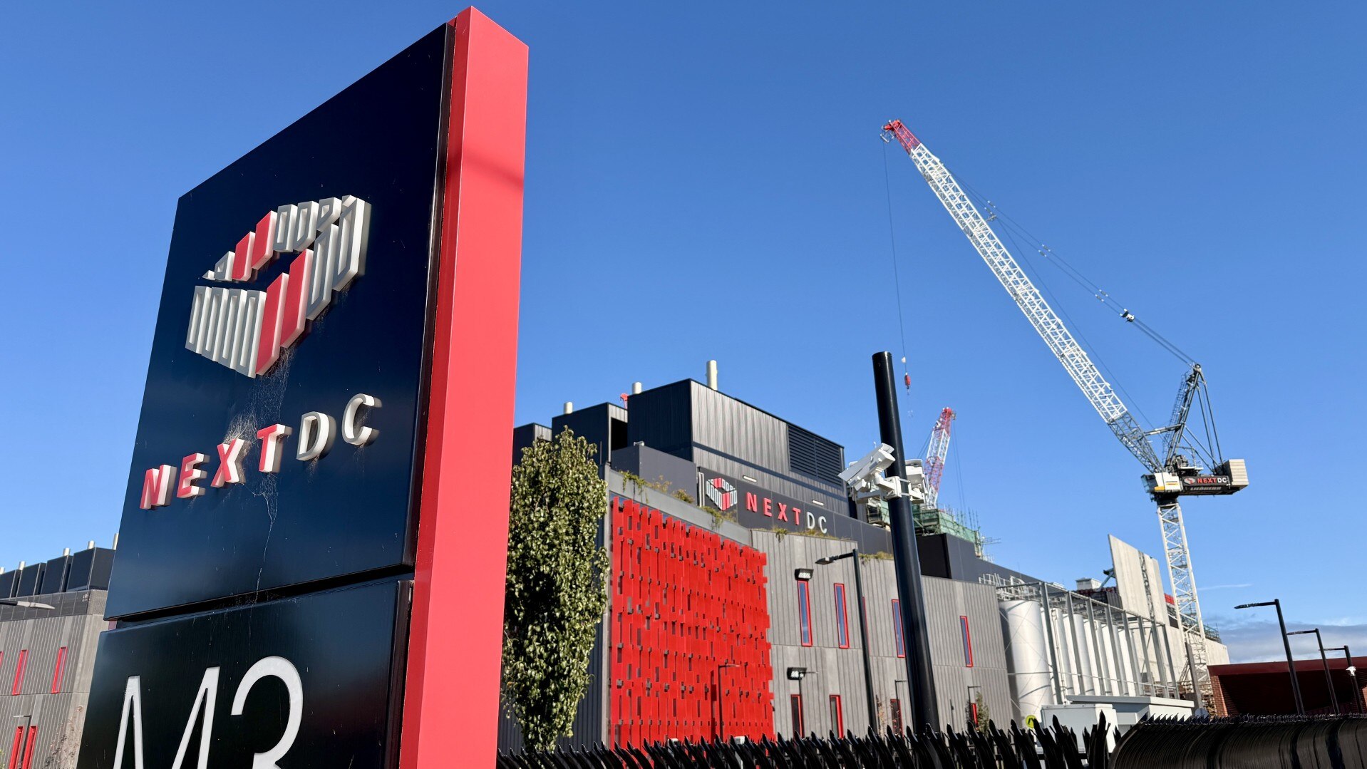 Fire insiders alarmed over data centre expansion in Melbourne's inner west