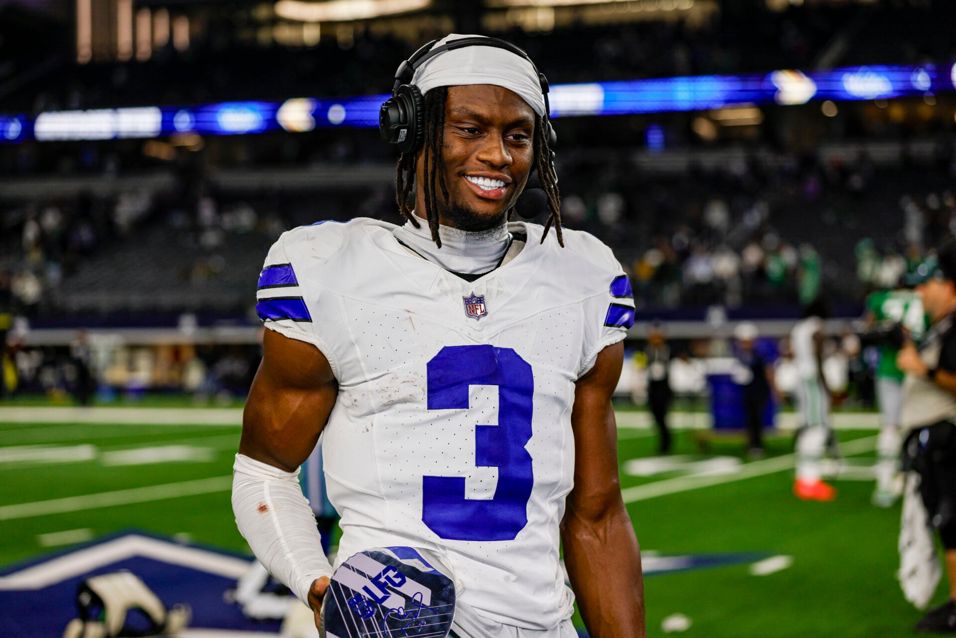 Shocking turn: Emmitt Smith slams Cowboys for 'playing with fire' after ...
