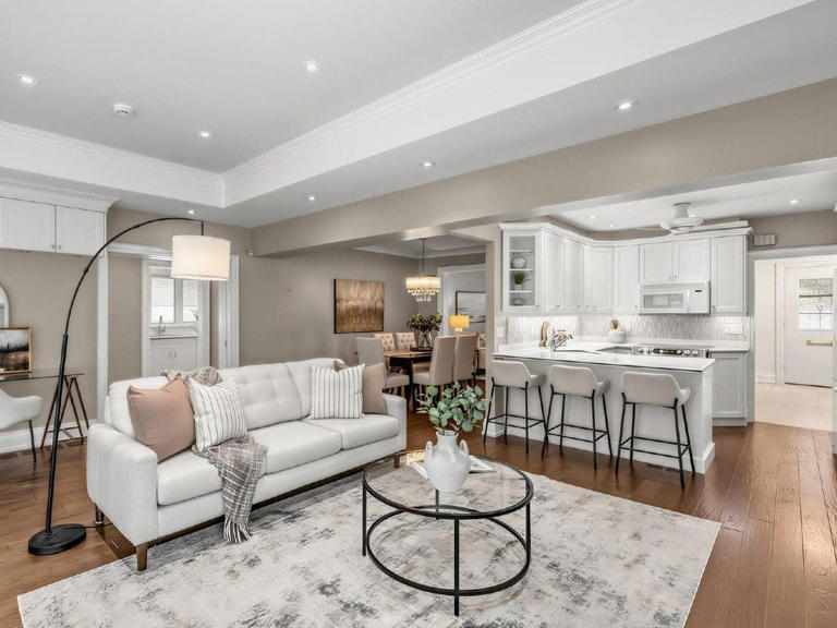 For sale: KFC founder Colonel Sanders' former Mississauga home