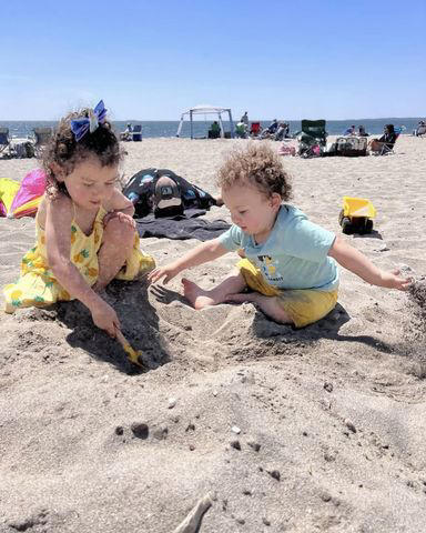 All about Lucille Ball’s 5 grandkids: Julia, Haley, Simon, Joseph, and Kate