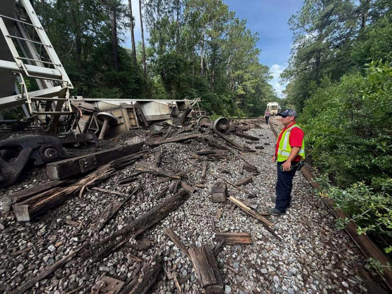 Freight train derails in Harrison County