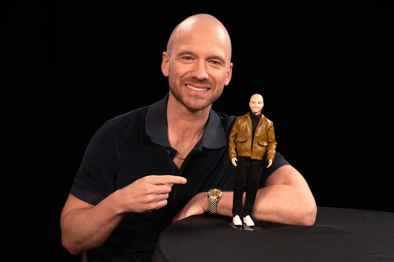 Mattel's Ken reveals secret tattoo while eating hot wings with Sean ...