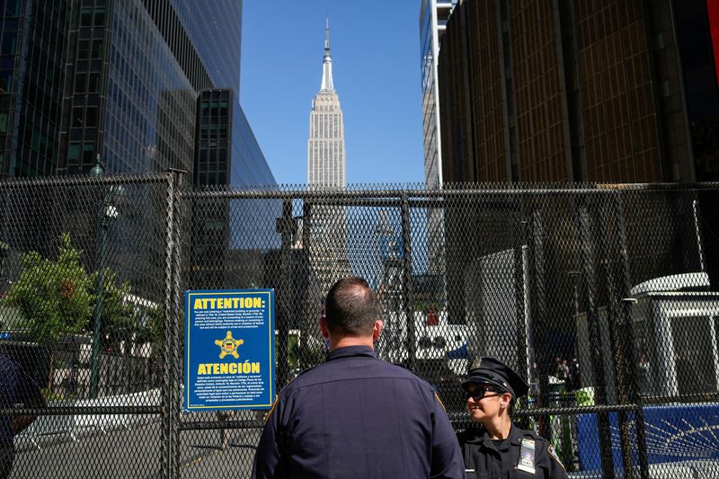 Ticketholders boo Trump as NBA Finals security clogs entry to Madison ...