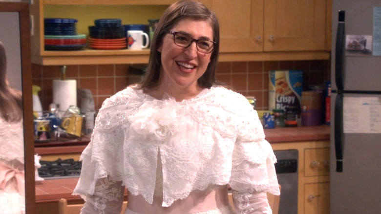 Big Bang Theory's Mayim Bialik had serious gripes over Amy's wedding dress