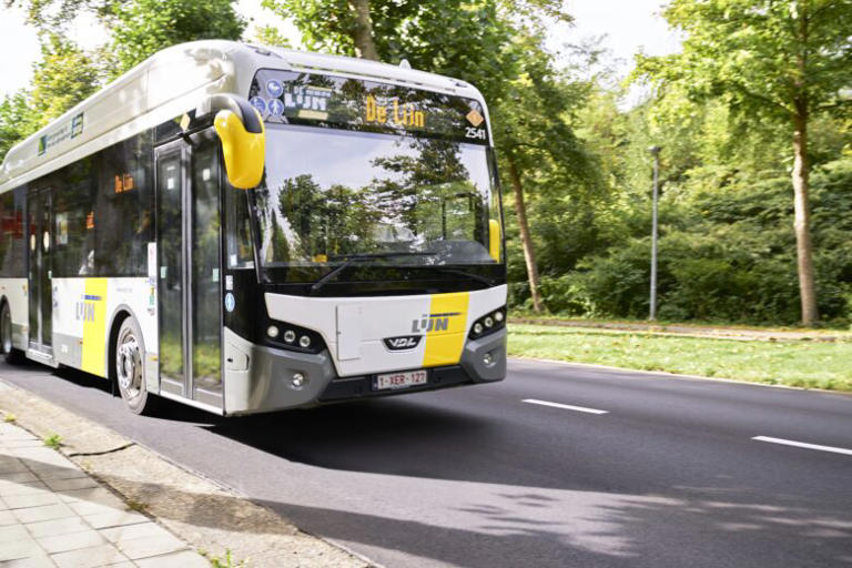 De Lijn betaalt voortaan de eerste drie lichte verkeersboetes van de ...