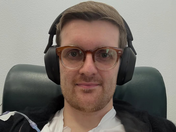 Popular gaming influencer Alex Cimo dies after cancer battle at 32