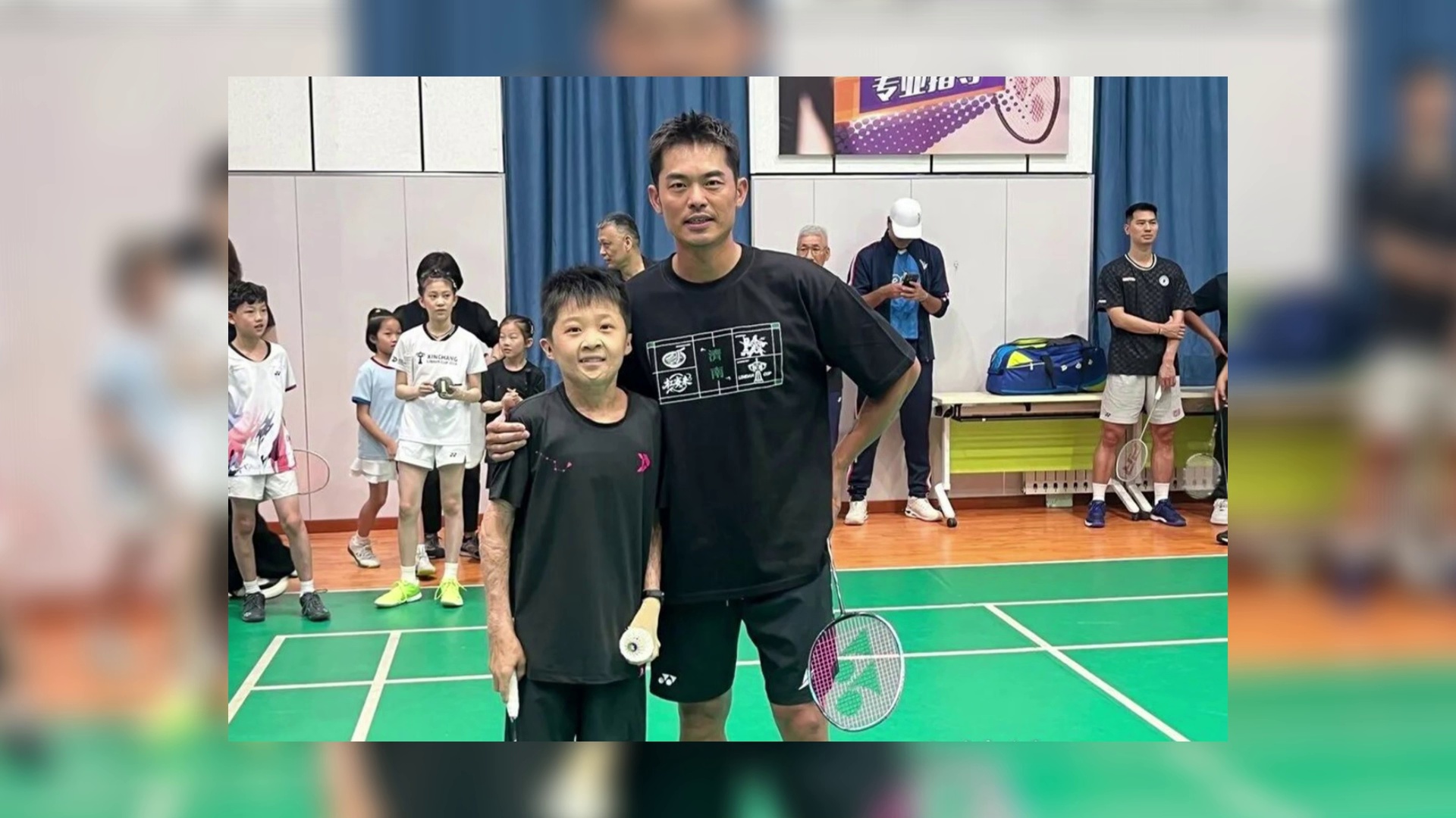 The inspiring story of China's young badminton player Xuanxuan