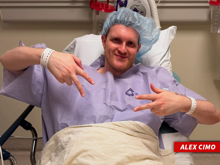 Popular gaming influencer Alex Cimo dies after cancer battle at 32
