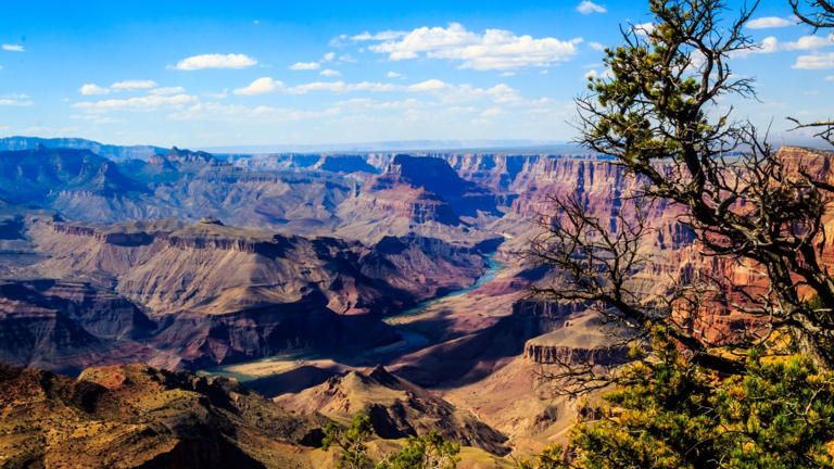 7 natural wonders on Earth that look almost unreal