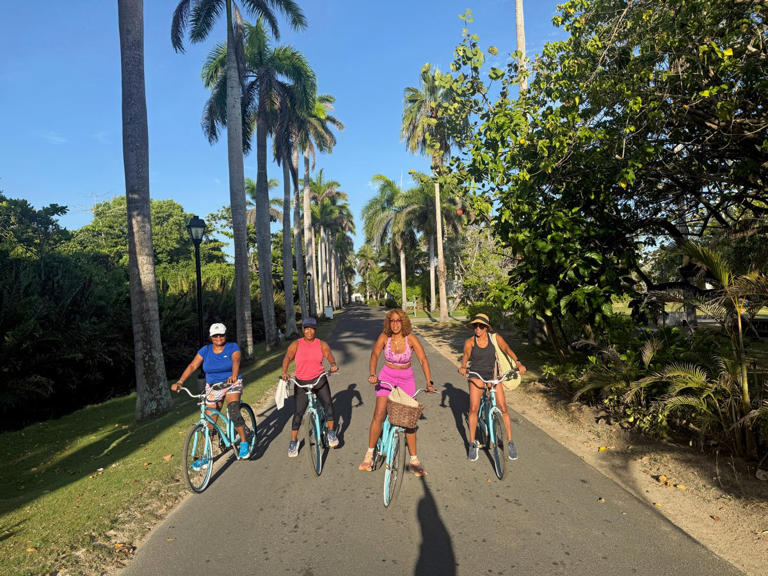 Inside Gayle King’s year of travel, from Paris Fashion Week to family ...