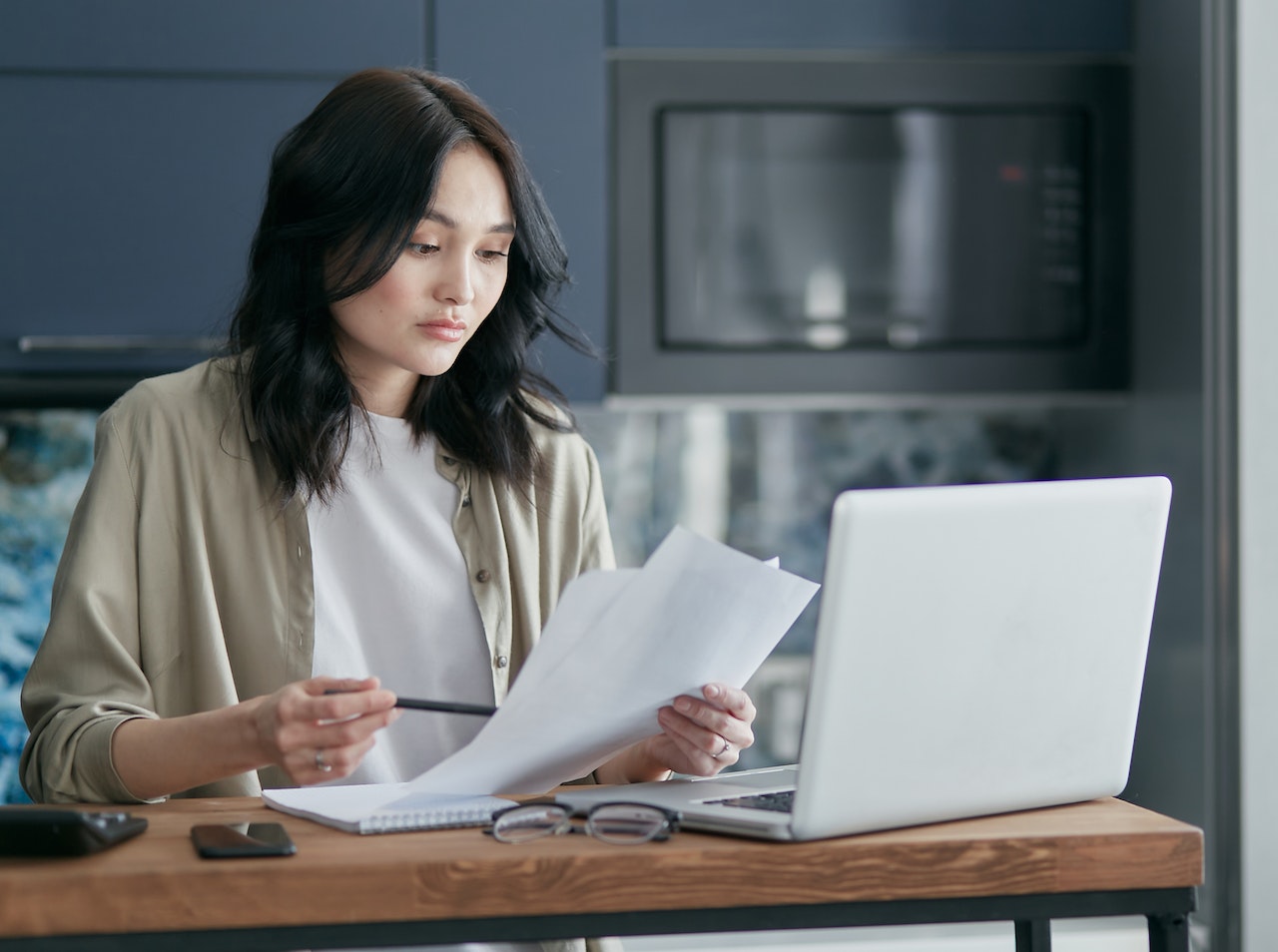 Single, savvy and secure: 3 steps to owning your financial future