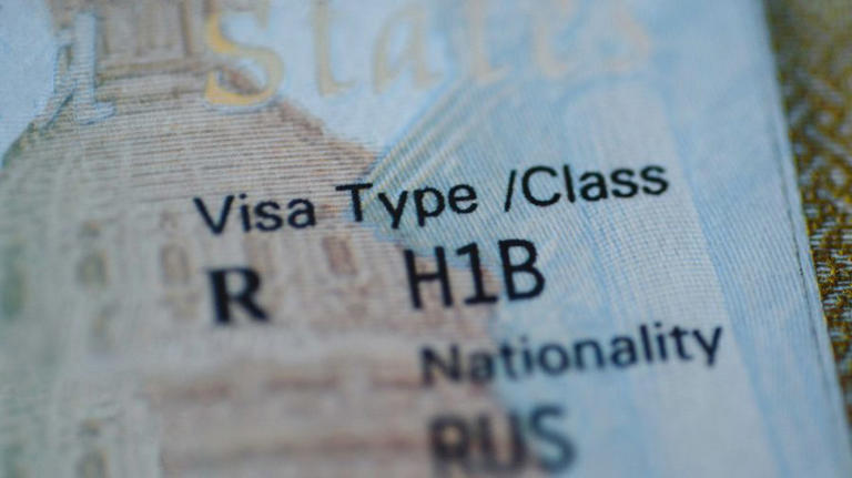 Judge blocks $100,000 fee for H-1B visas imposed by Trump