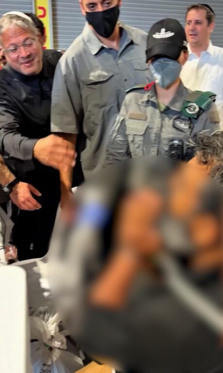 «Il paese dello stivale è diventato il paese delle ciabatte infradito ...