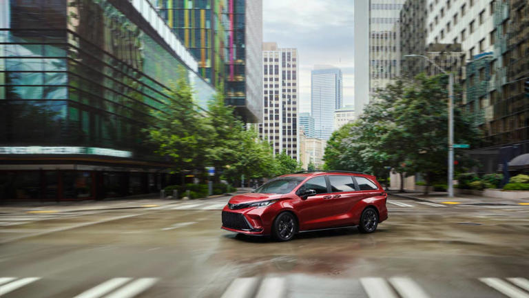 Toyota Sienna shows why Prius is no longer Toyota’s biggest hybrid story