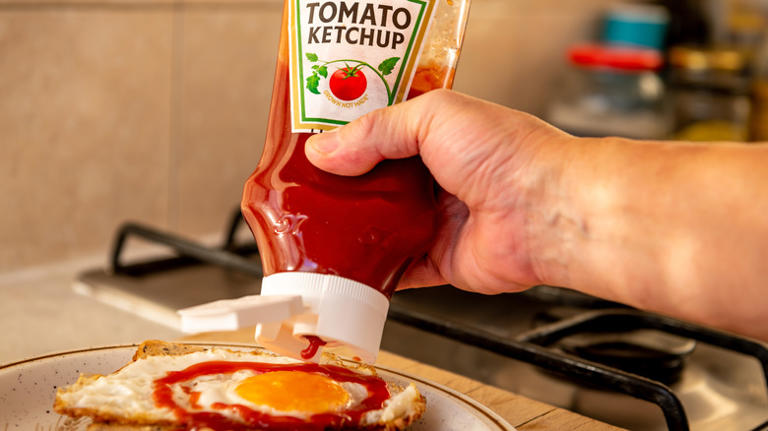 Don't shake or scoop — do this to get every drop of sauce out of a bottle