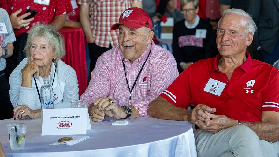 Three takeaways from another dominant recruiting weekend for Wisconsin ...