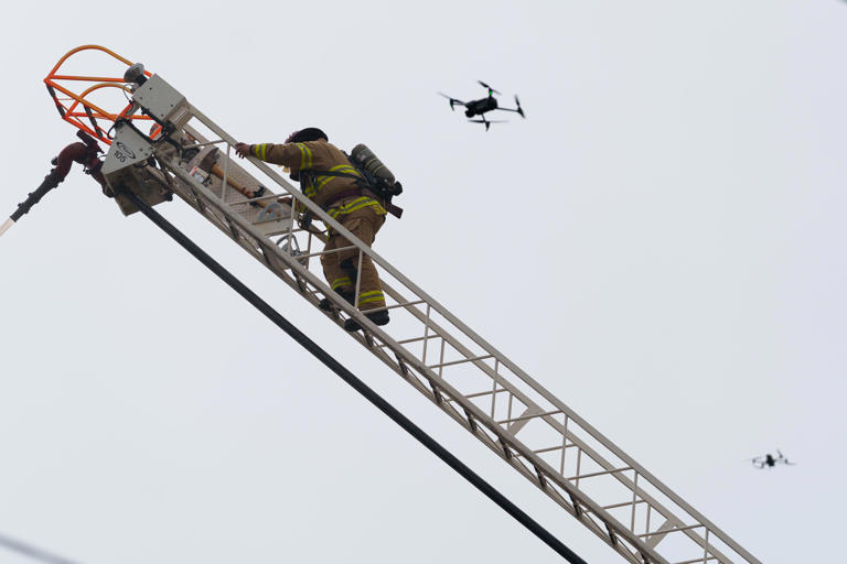 Lafayette Building fire collapsed roof and shut down county building