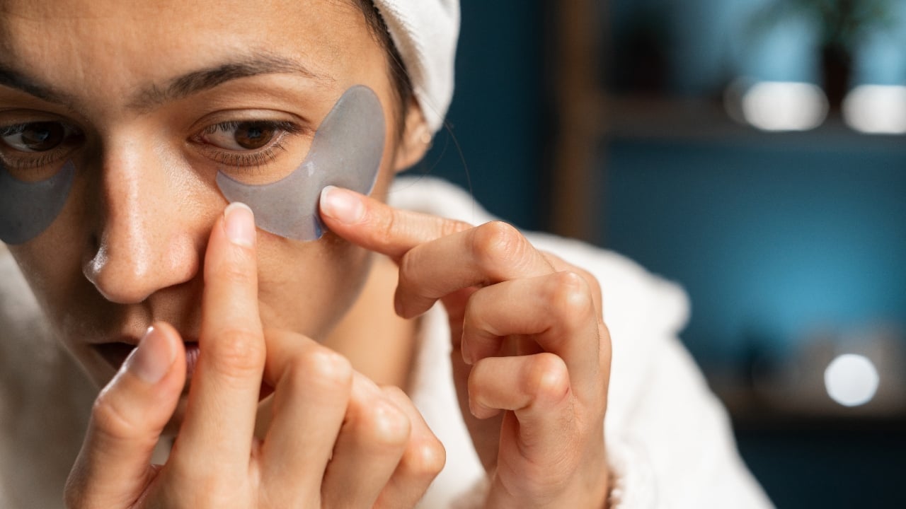 Say goodbye to dark circles: dermatologists explain wearing this ...