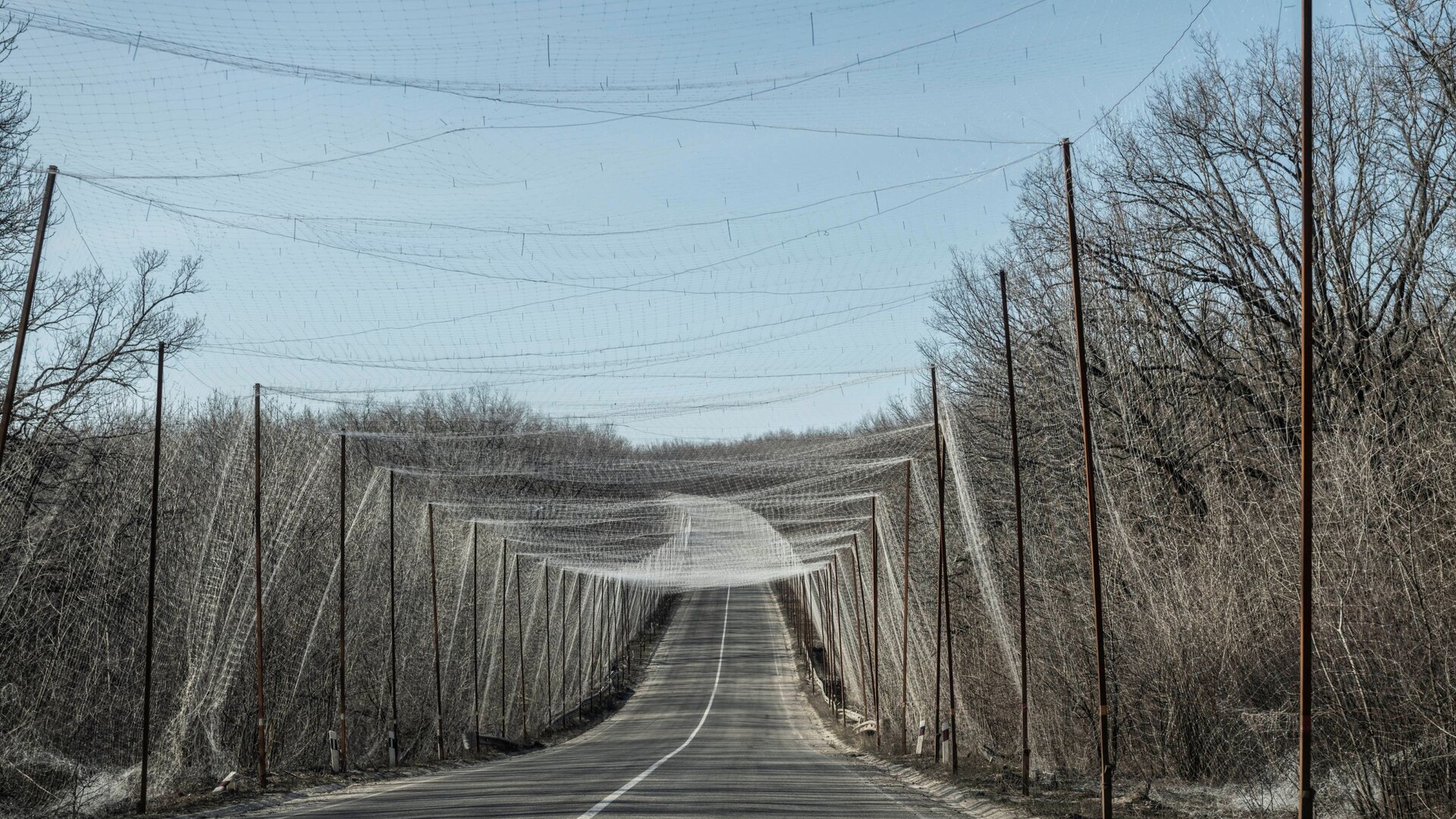 Die Ukraine baut 822 Kilometer Anti-Drohnen-Tunnel – jeder Kilometer ...