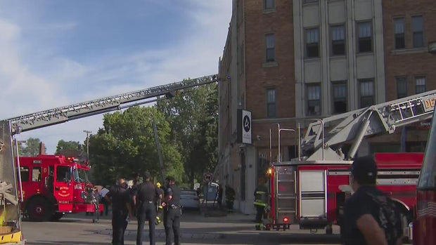 2 hospitalized, 2 treated at scene after apartment fire in Detroit ...
