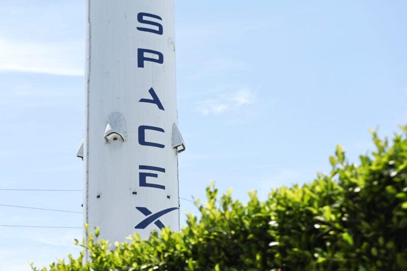 SpaceX-Aktie sofort kaufen oder lieber warten? Das empfehlen 8 Wall ...
