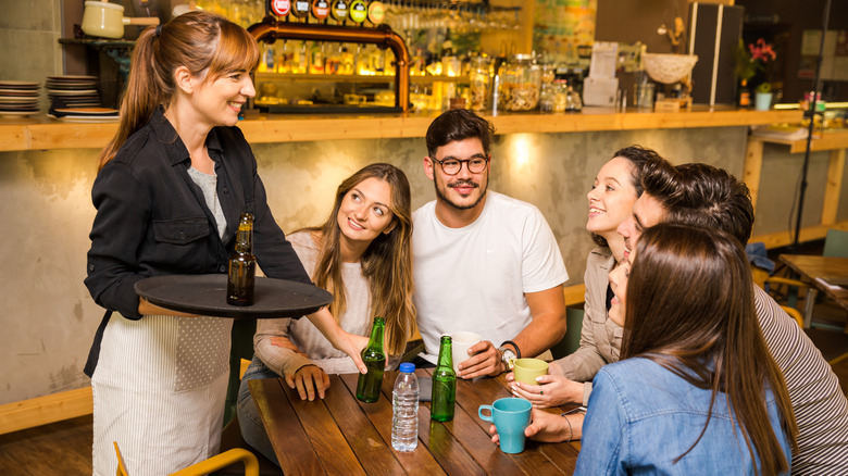 These 8 types of nightmare customers shouldn't be allowed in another ...