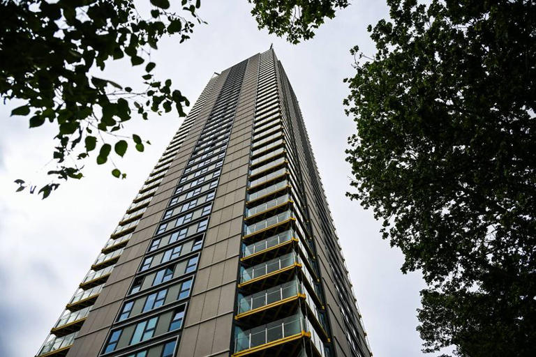 Tragedy as boy, 9, and parents killed in 'horror scene' fall from UK ...