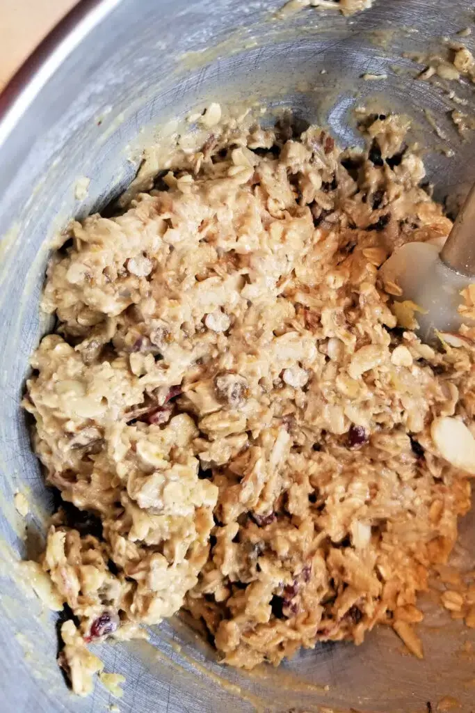 Cranberry almond oatmeal breakfast cookies