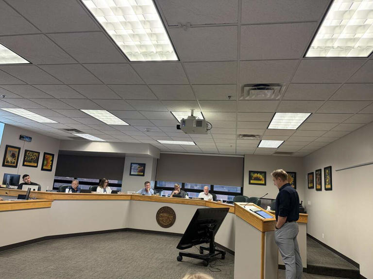 Two new data centers are eyeing De Soto. Residents want more ...