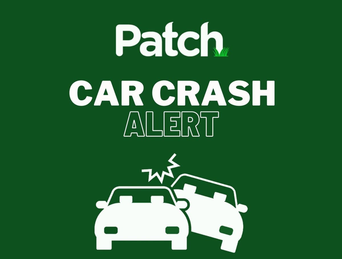 Tractor-trailer rollover closes I-84 exit ramp in Southbury: Report