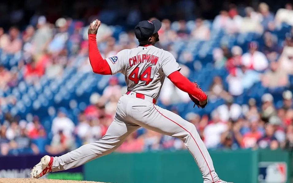 Mariners eye Chapman as Red Sox weigh trade deadline sale