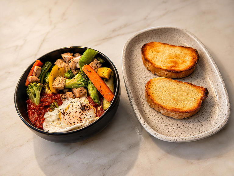 From kadala mittai French toast to savoury waffles: This Chennai cafe ...