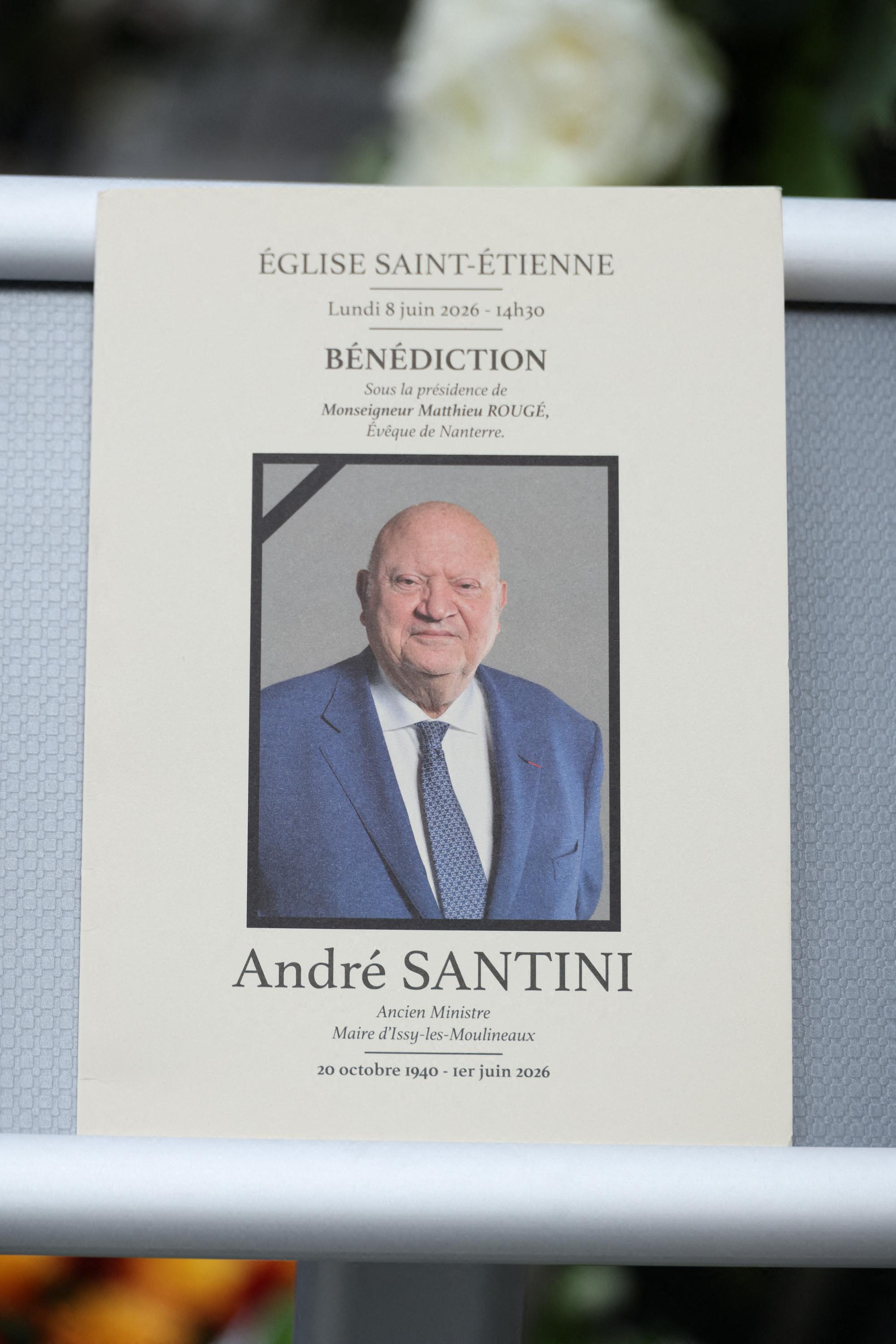 Obsèques d’André Santini : Nicolas Sarkozy, Mireille Dumas… sa famille ...